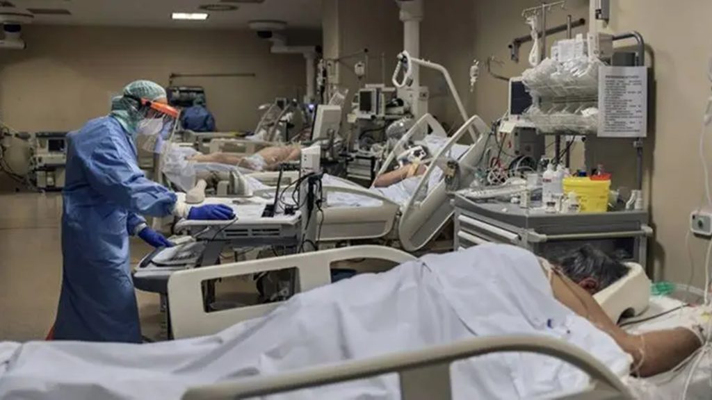 Guidelines for ICU admissions are released by the Indian government ...